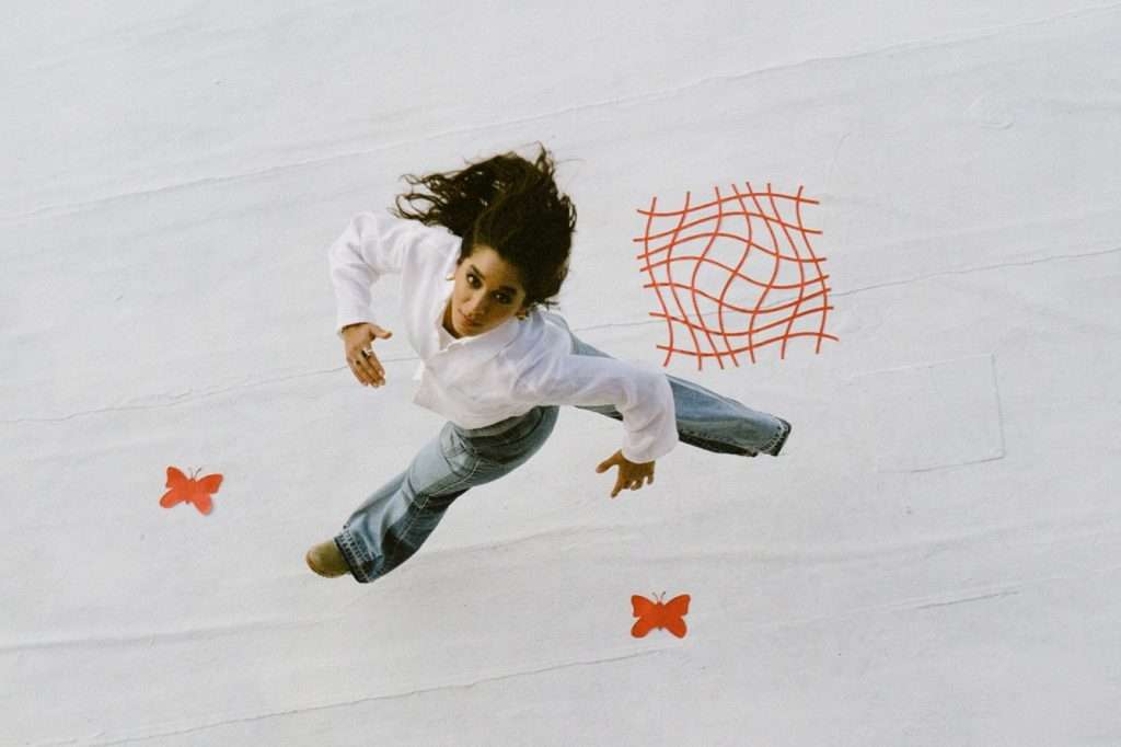 “Downcycling” in fashion with Eske Schiralli - Glossi Mag